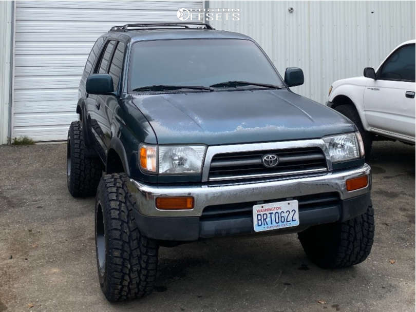 1998 Toyota 4Runner with 18x12 -44 Fuel Maverick and 33/12.5R18 Toyo ...