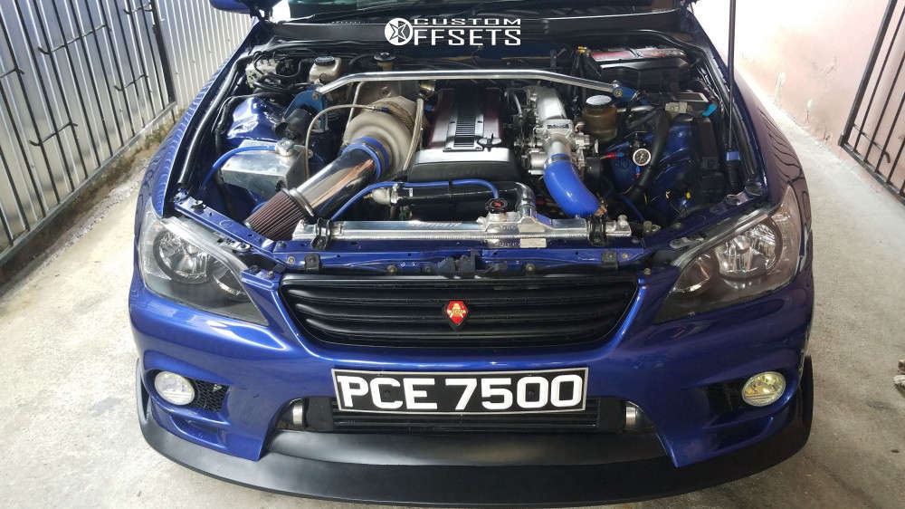 2005 Lexus IS300 with 18x8.5 35 Miro 398 and 225/40R18 Maxxis Victra and Coilovers | Custom Offsets