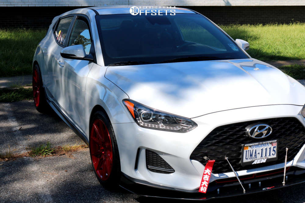2019 Hyundai Veloster with 18x8.5 38 F1R F101 and 235/40R18 Achilles ...