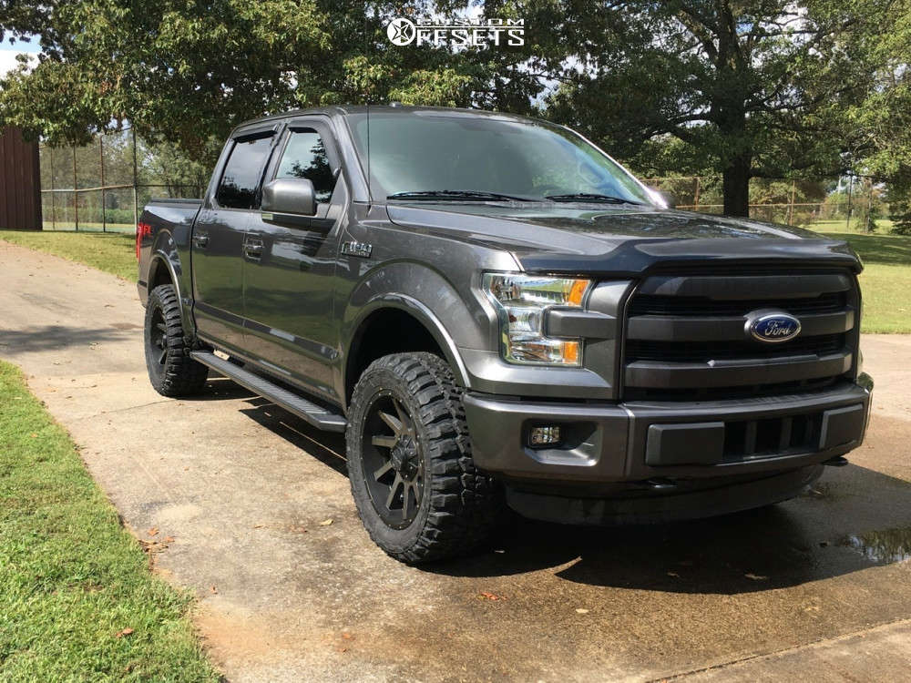 2015 Ford F-150 with 20x9 Raceline Twist and 33/12.5R20 Federal ...