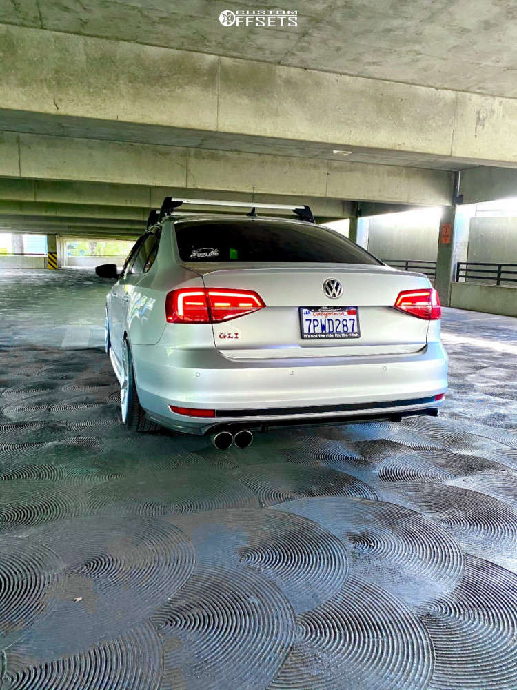 2016 Volkswagen Jetta with 18x8.5 45 Rotiform Flg and 215/35R18 Kumho ...