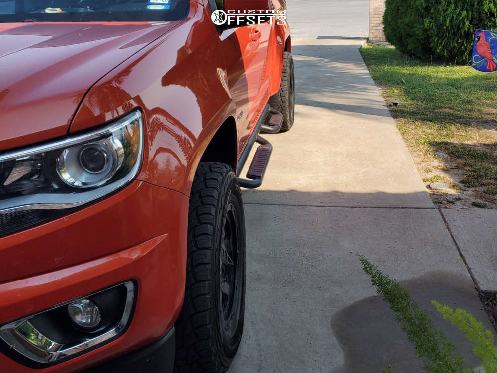 2016 Chevrolet Colorado with 17x8.5 12 XD Rockstar 3 and 265/70R17 ...