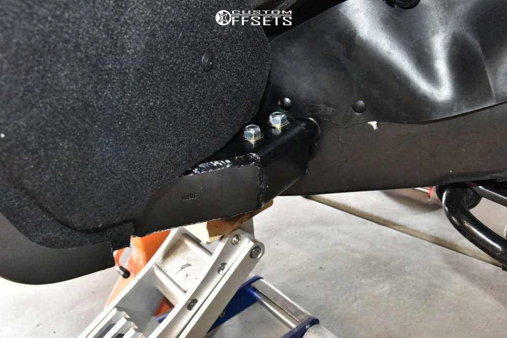 2020 Ford Ranger with 17x8.5 25 Icon Alloys Compression and 265/70R17 ...