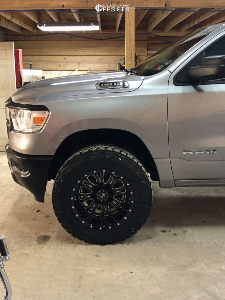 2019 Ram 1500 with 20x12 -44 RBP Assassin and 35/12.5R20 Toyo Tires ...