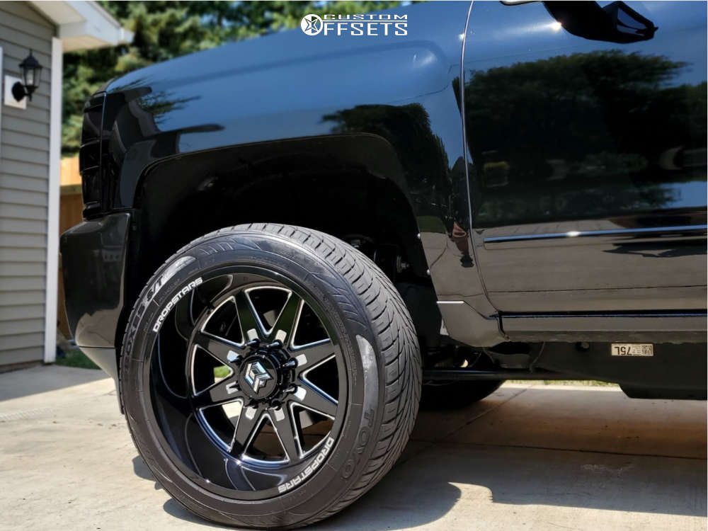 2016 Chevrolet Silverado 2500 HD with 22x12 -44 Dropstars 655bm and 305 ...