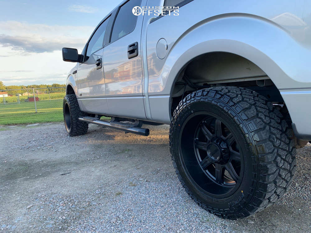 2014 Ford F-150 with 20x10 -25 Ultra Menace and 33/12.5R20 Kenda Klever ...