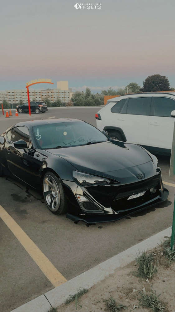 2014 Scion FR-S with 18x9.5 30 3SDM 0.06 and 185/45R18 Bridgestone ...