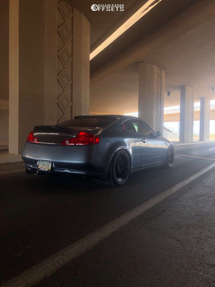 2005 INFINITI G35 with 18x8.5 35 Aodhan Ah02 and 245/40R18 Nitto Nt555 ...