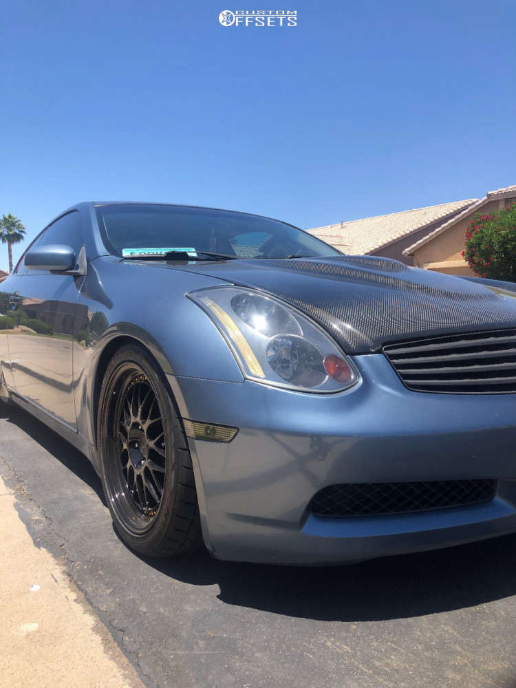 2005 INFINITI G35 with 18x8.5 35 Aodhan Ah02 and 245/40R18 Nitto Nt555 ...