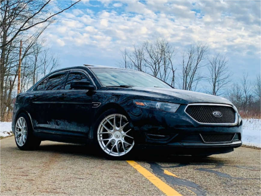 2016 Ford Taurus with 20x10 38 Avant Garde M410 and 275/40R20 Toyo ...