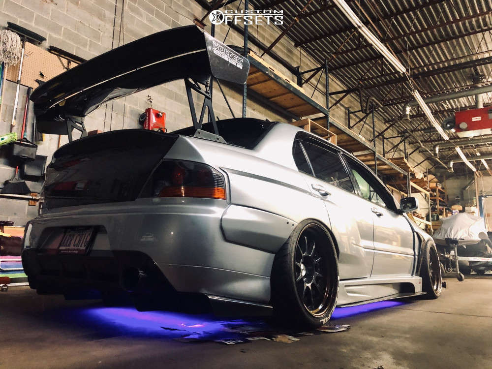 Custom 2003 Mitsubishi Lancer