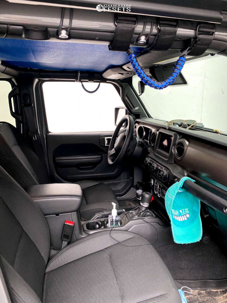 2020 Jeep Gladiator with 17x9 -12 XD Xd136 and 315/70R17 Nitto Ridge ...