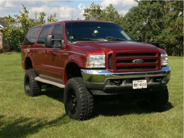 2001 Ford Excursion with 20x10 -25 Vision Bomb and 37/12.5R20 Federal ...