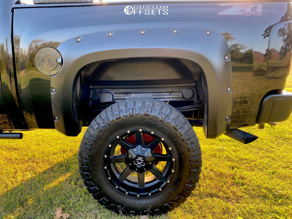 2007 Chevrolet Silverado 1500 with 18x10 -24 KX Kx01 and 35/12.5R18 Nitto Ridge Grappler and ...