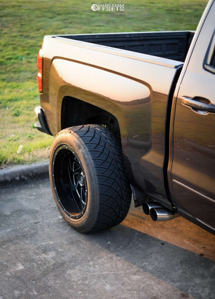 2015 Chevrolet C1500 with 20x12 -44 Hardrock Crusher and 305/50R20 ...
