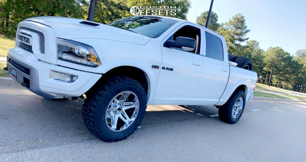 2018 Ram 1500 with 20x10 -25 Vision Razor and 35/12.5R20 Goodyear ...