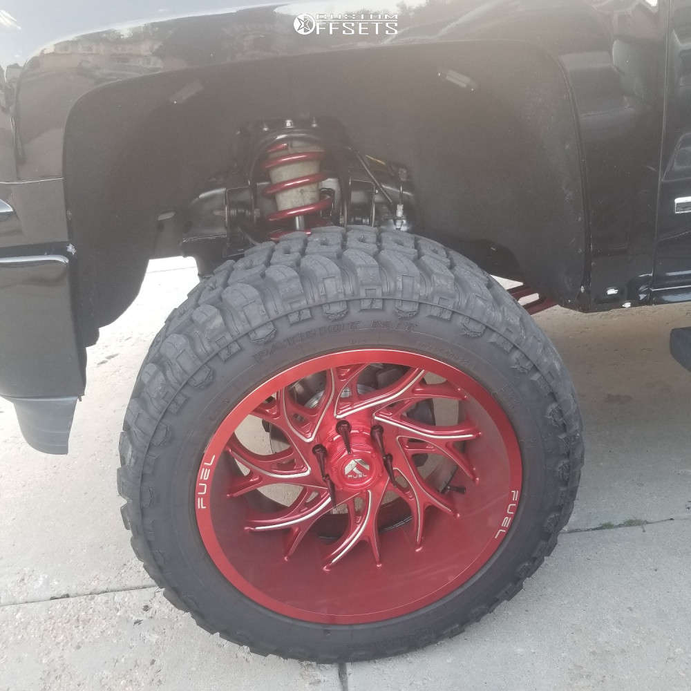 2015 Chevrolet Silverado 1500 with 22x12 -44 Fuel Runner and 35/13.5R22 ...