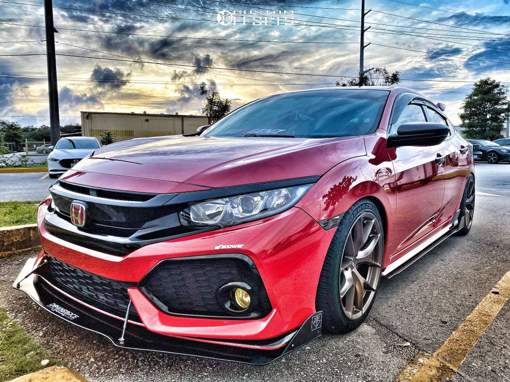 2018 Honda Civic with 18x8.5 30 ESR Rf2 and 235/40R18 Federal Formoza ...