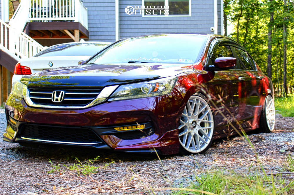 2013 Honda Accord with 19x8.5 35 Rotiform Rse and 225/35R19 Nankang Ns ...