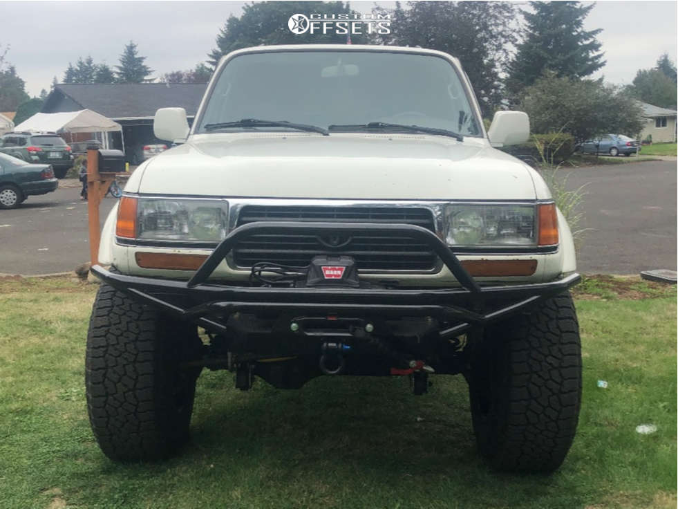 1995 Toyota Land Cruiser with 18x12 -44 Moto Metal Mo962 and 37/12.5R18 ...