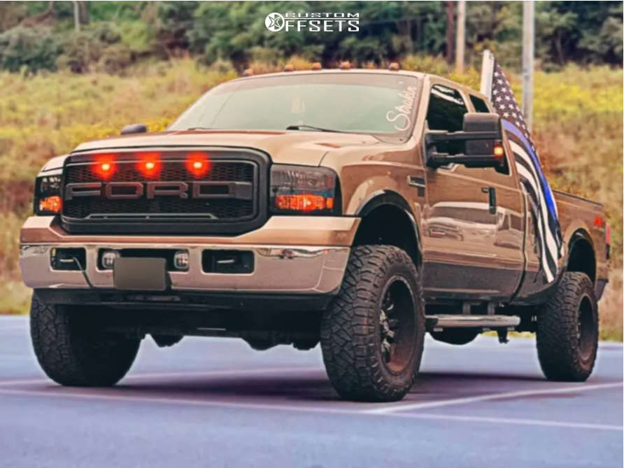 2005 Ford F-350 Super Duty with 20x10 -18 Fuel Sledge and 35/11.5R20 ...