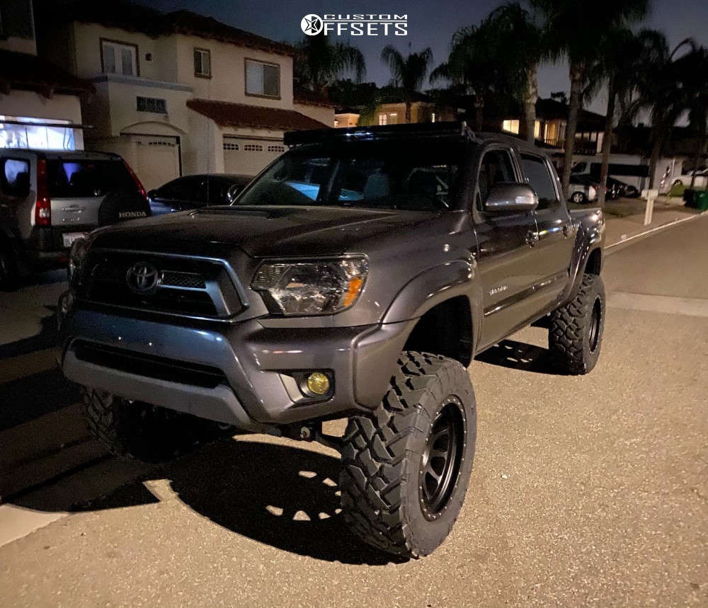 2015 Toyota Tacoma with 20x10 -24 Method Nv and 35/12.5R20 Fuel Gripper ...