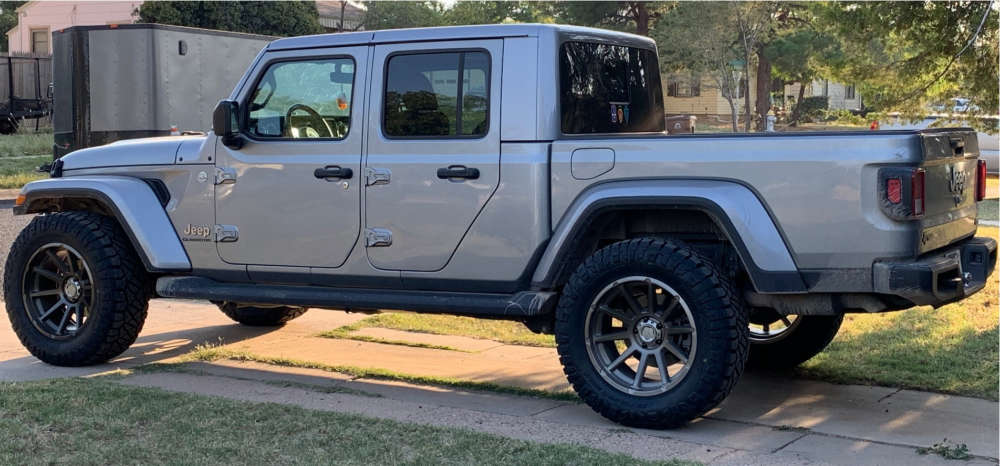2020 Jeep Gladiator with 20x10 -24 V-Rock Tactical and 35/12.5R20 Nitto ...