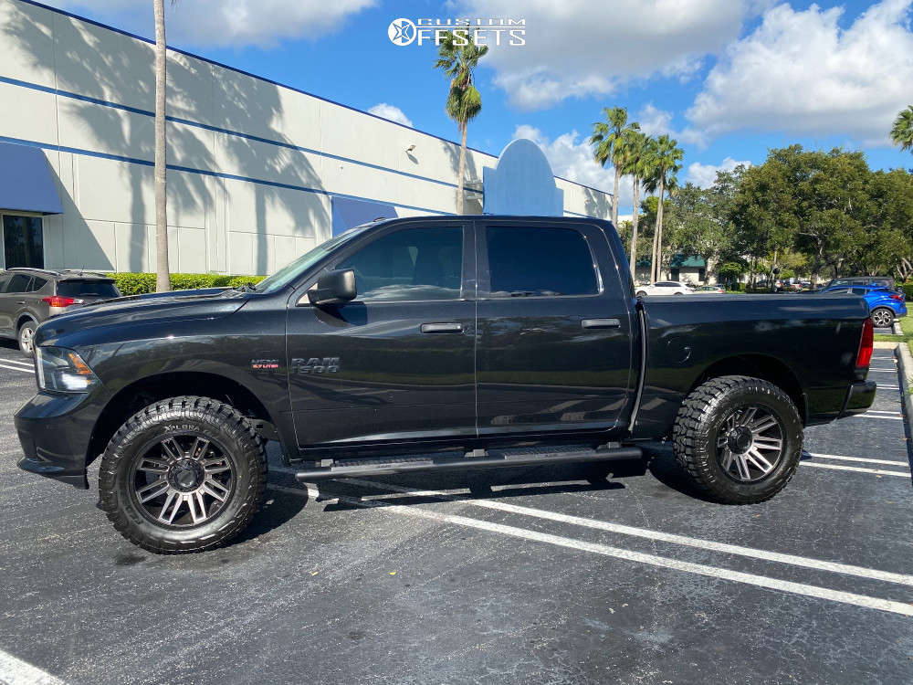 2016 Ram 1500 with 20x10 -25 Ultra Apocalypse and 35/12.5R20 Federal ...