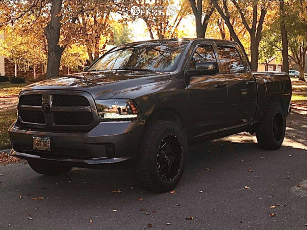 2017 Ram 1500 with 20x10 -25 Full Throttle Ft-1 and 35/12.5R20 Falken ...
