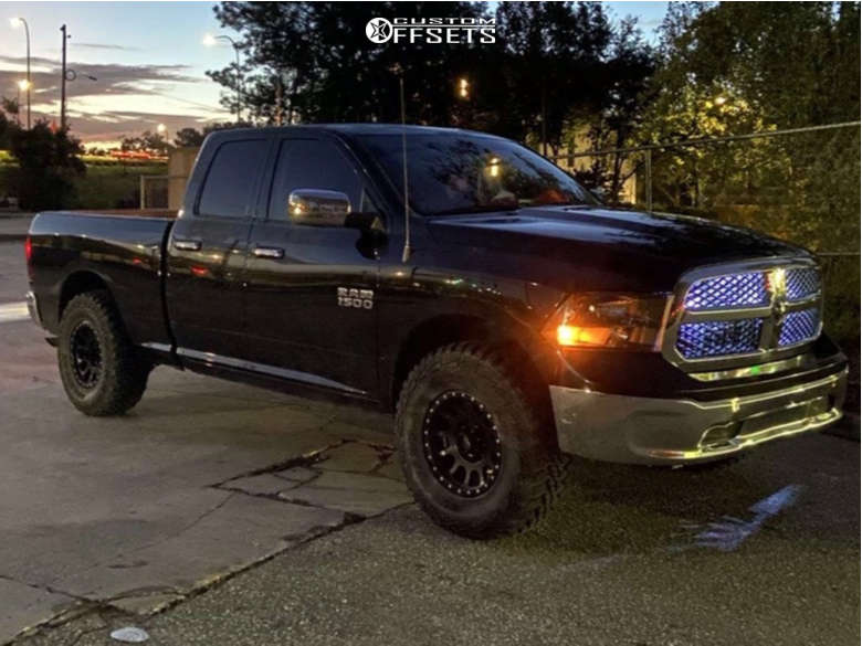 2013 Ram 1500 with 17x8.5 0 Method NV and 35/12.5R17 Kanati Mud Hog and ...