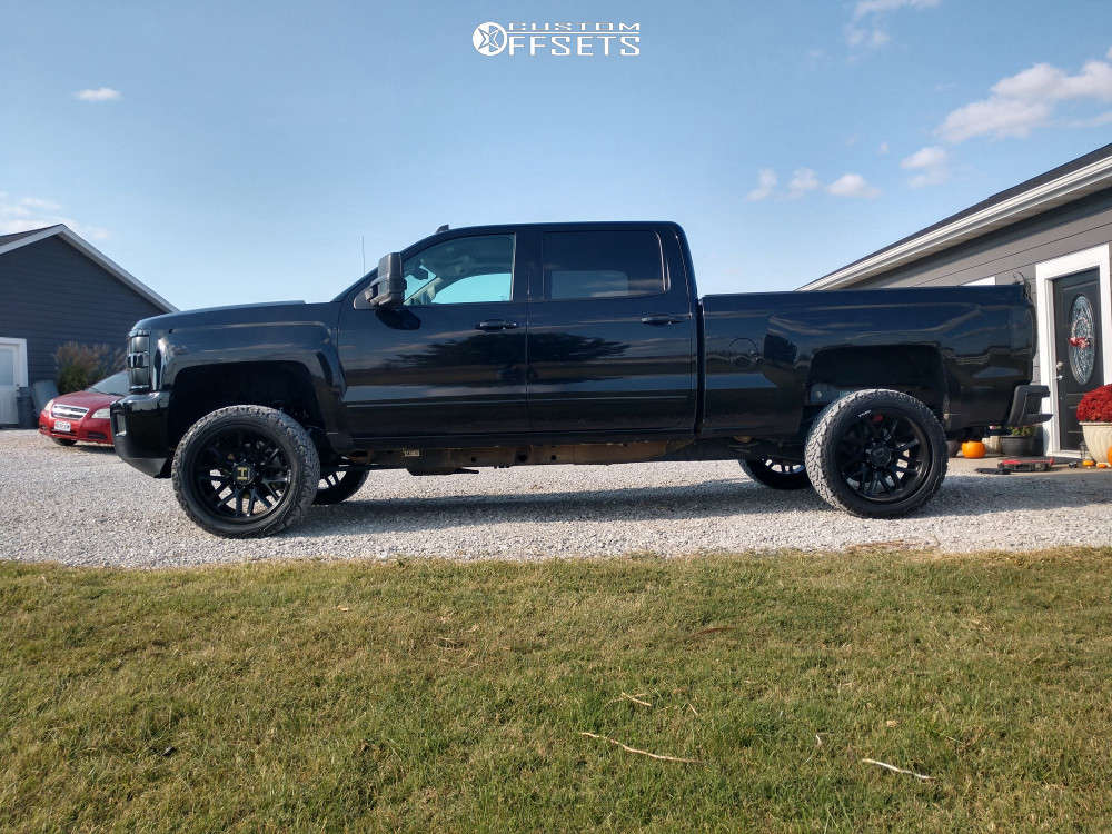 2019 Chevrolet Silverado 2500 HD with 22x10 -25 Hostile Vulcan and 33/ ...