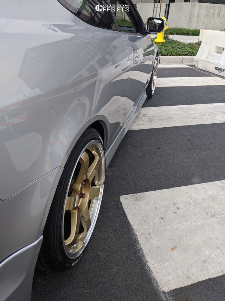 2005 Acura RSX with 18x8.5 44 Rota Grid and 225/35R18 Yokohama Advan Fleva V701 and Coilovers ...