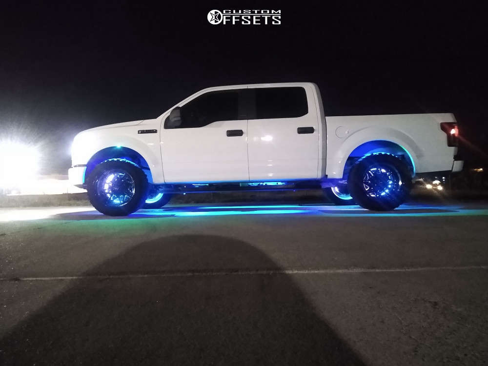 2017 Ford F-150 with 22x12 -44 Dropstars 657bm and 33/12.5R22 Atlas ...