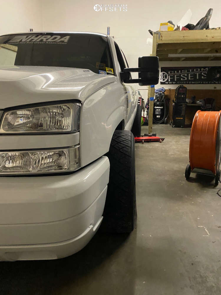 2007 Chevrolet Silverado 2500 HD Classic with 20x10 -48 KMC Km235 and ...
