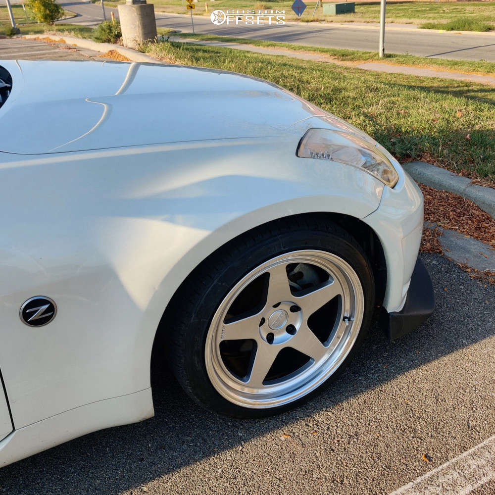 2007 Nissan 350Z with 18x9.5 22 Kansei Knp and 235/45R18 Toyo Tires ...