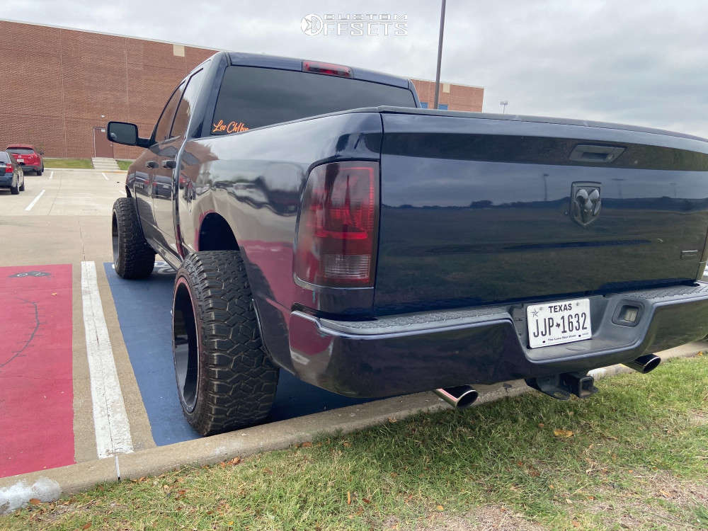 2012 Ram 1500 with 22x12 -44 Xtreme Mudder Xm-328 and 33/12.5R22 Fury ...