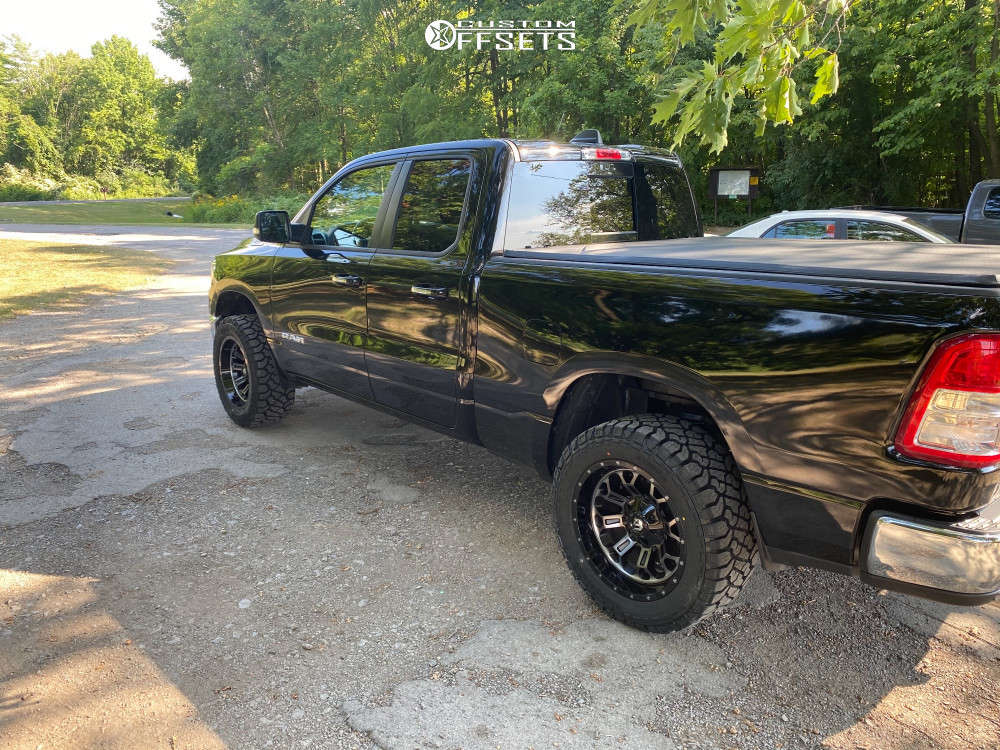 2019 Ram 1500 with 20x10 -19 Fuel Crush and 33/12.5R20 Kenda Klever At ...