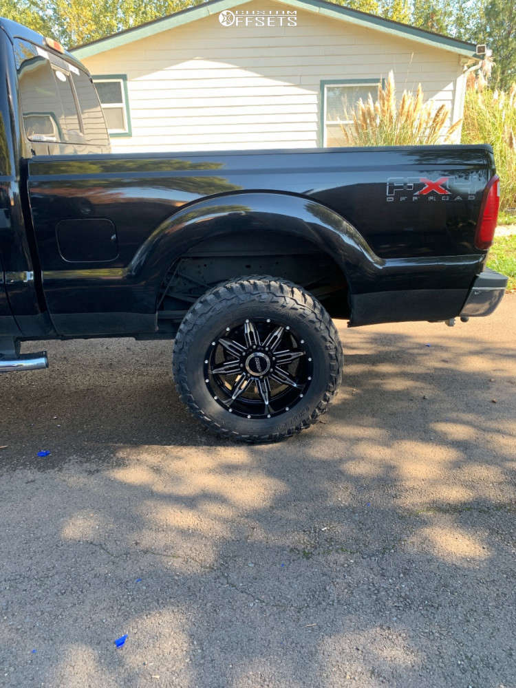 2011 Ford F-350 with 20x10 -25 BMF Roulette and 35/12.5R20 Mastercraft ...