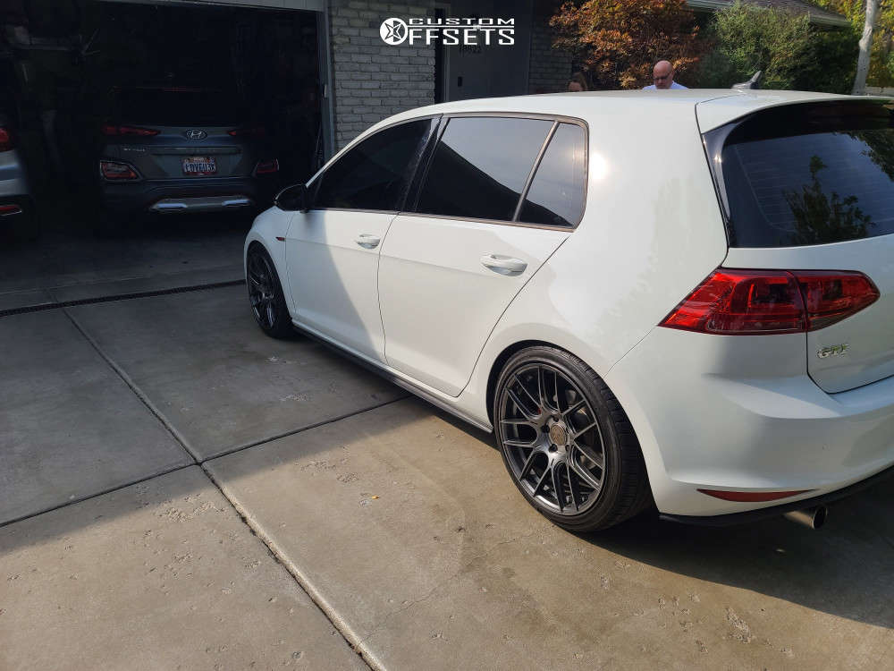 2016 Volkswagen GTI with 18x8.5 35 Aodhan Ah-x and 225/40R18 ...