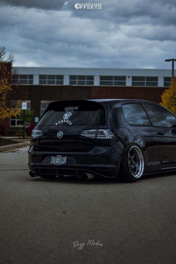 2016 Volkswagen GTI with 18x9.5 40 Revolve Apvd No 0520 and 215/40R18 ...