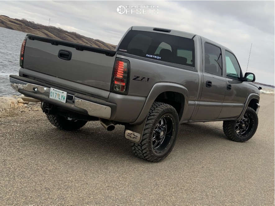2007 Chevrolet Silverado 1500 Classic with 20x9 0 Mayhem Monstir and 33 ...