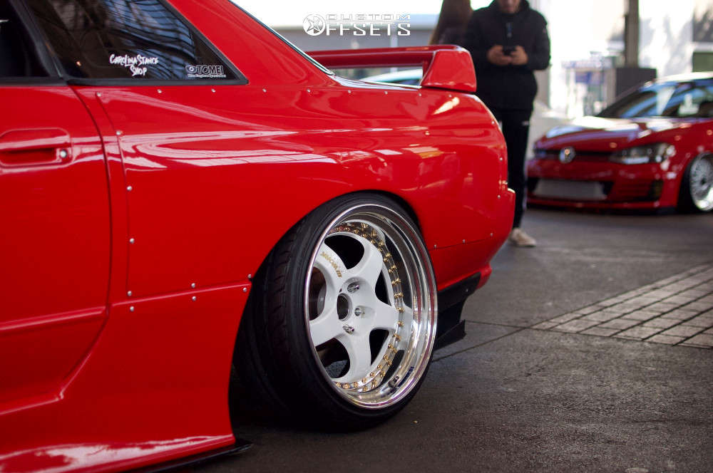 R32 Skyline Stance