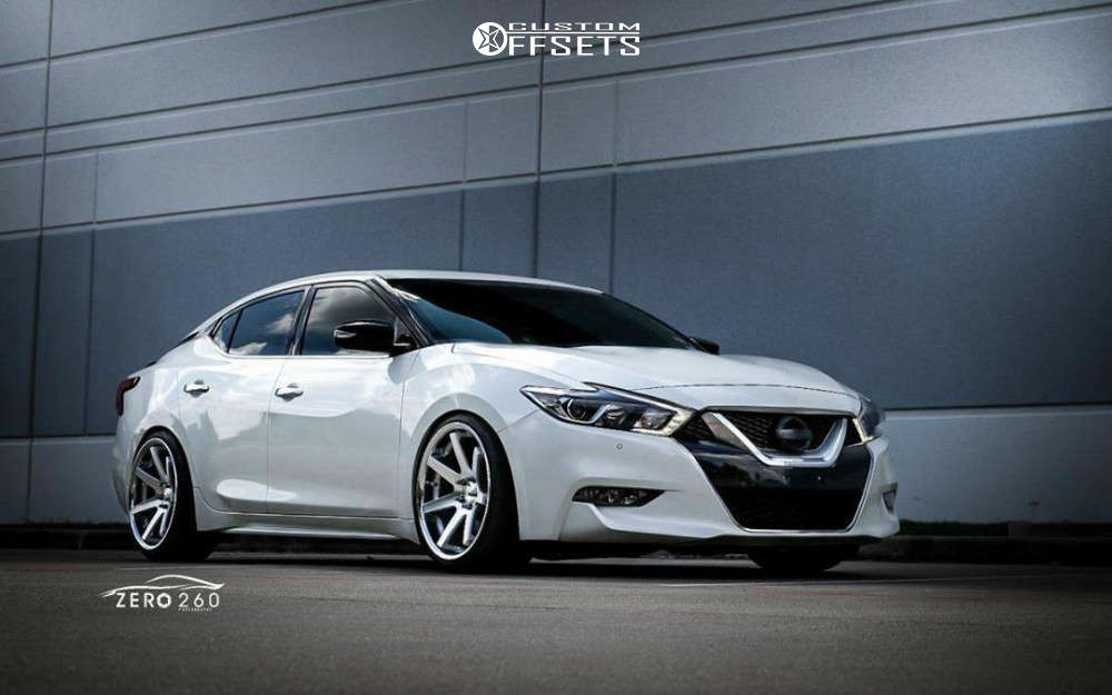 2018 Nissan Maxima with 20x10.5 25 Ferrada FR1 and 245/35R20 Nitto ...
