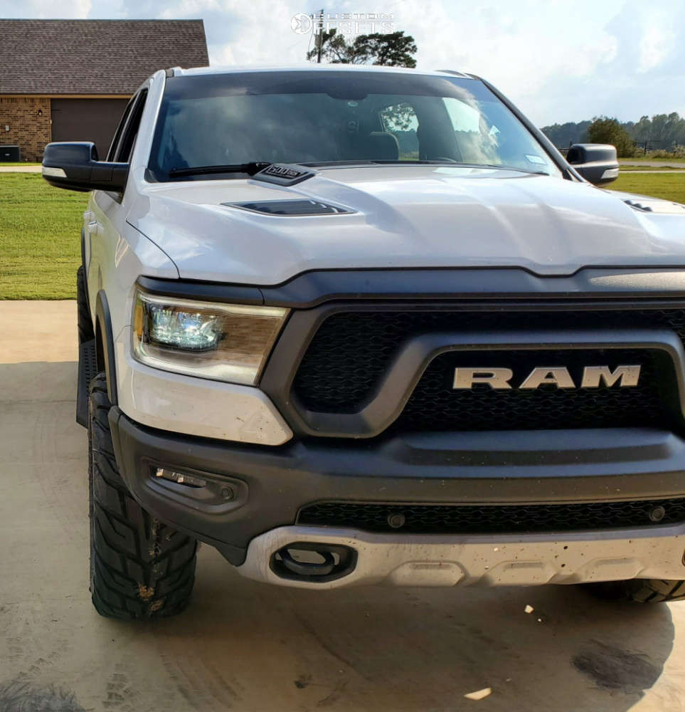 2019 Ram 1500 with 20x10 -19 Fuel Rebel and 35/12.5R20 Federal Xplora ...