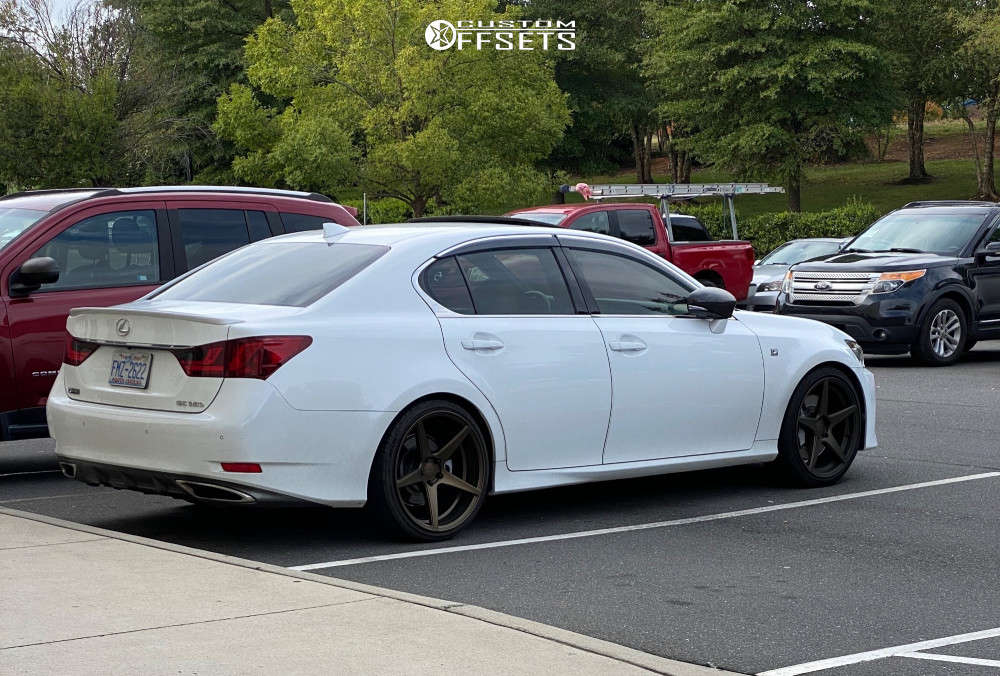 2015 Lexus GS350 with 20x9 32 Velgen Classic5 and 245/35R20 Delinte D7 ...