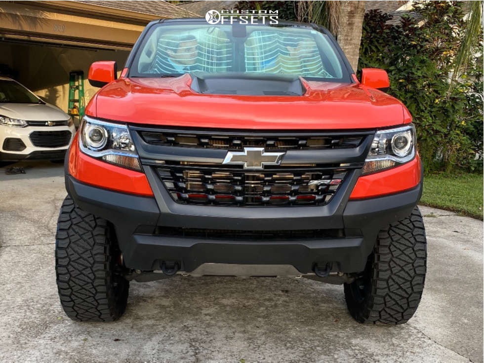2019 Chevrolet Colorado with 20x10 -19 Hardrock Gunner and 33/12.5R20 ...