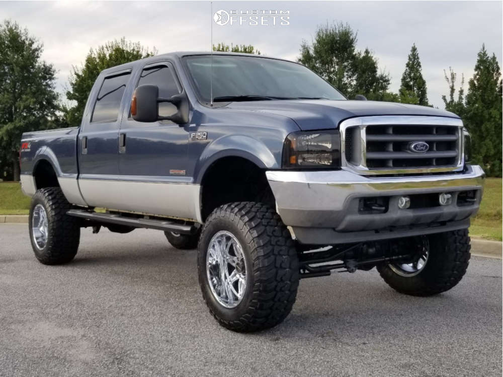 2004 Ford F-250 Super Duty with 20x12 -44 Fuel Hostage and 37/13.5R20 ...
