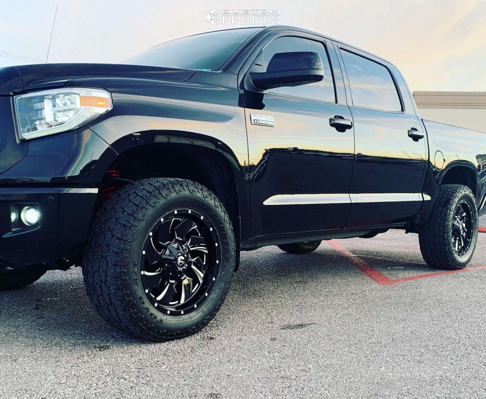 2019 Toyota Tundra with 20x10 -19 Fuel Cleaver D240 and 35/12.5R20 Toyo ...
