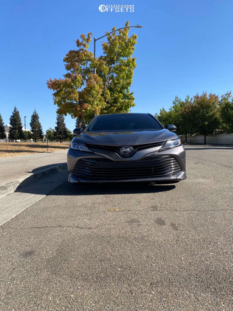 2018 Toyota Camry with 18x8.5 35 Aodhan Ds02 and 235/40R18 Achilles Atr ...