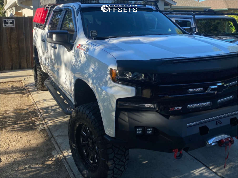 2019 Chevrolet Silverado 1500 with 20x9 -0 Pro Comp Series 61 and 35/12 ...